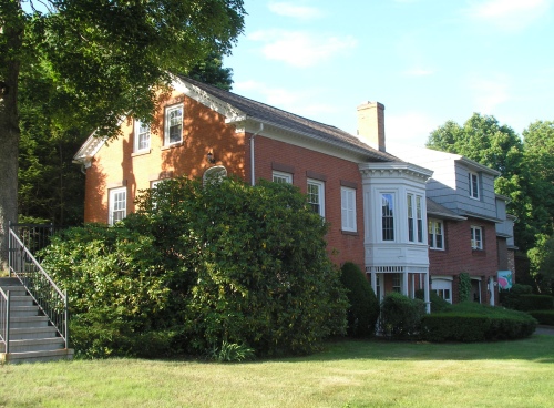 Charles Brockett House (1830) – Historic Buildings of Connecticut