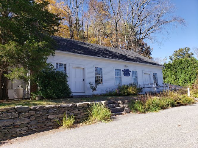 Pomfret Town House (1841) – Historic Buildings of Connecticut